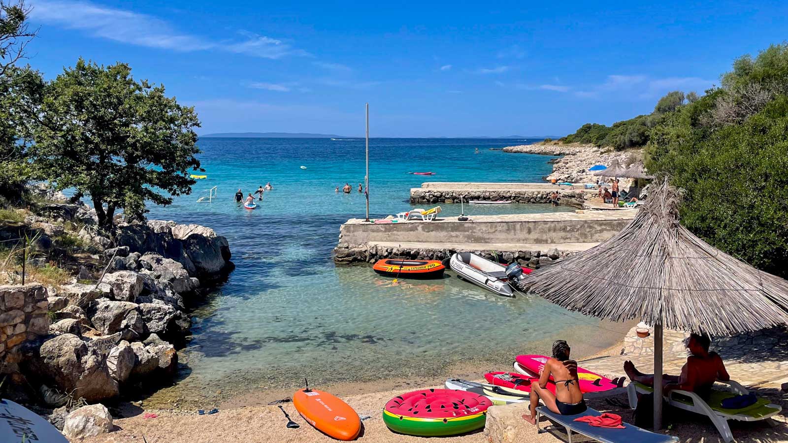 Entzückende Camping-Oase auf der Insel Pag - CAMPING Magazin